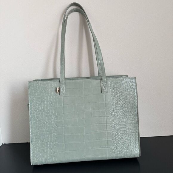 BEIS | Bags | Beis Large Work Tote Mint Green Crocodile 45 X 11 Vegan ...